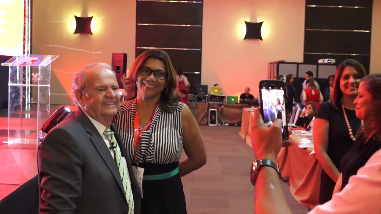 Viviendo la Experiencia - Magical Customer Service Conference - The ...
