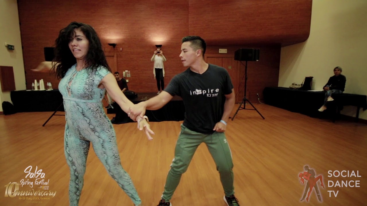 Gio & Gaby - Workshop at the Salsa Spring Festival 2019 - YouTube