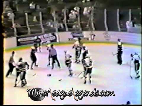 1991 Craig Coxe vs Kelly Chase Milwaukee Admirals vs Peoria Rivermen ...