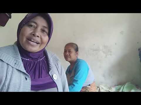 pijat perut nenek cantik