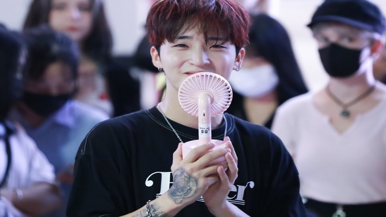 220831 아큐아 후유 Huyu (이태영) ~ NCT U - make a wish - YouTube