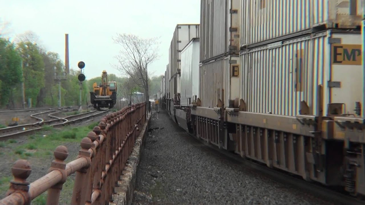 NS 21M-28 Intermodal With FedEx Multimodal Trailers Through Bound Brook ...
