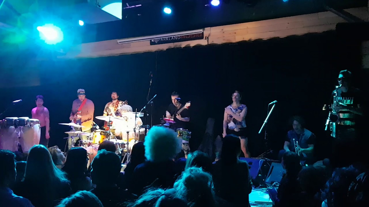 Five Alarm Funk - AWOOOOOOOOOOGA New Song 2018 Live @ Bo's Red Deer Mar ...