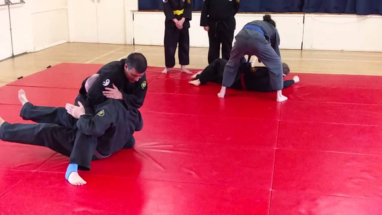 Slow motion of Rice Bale throw with choke finish - YouTube