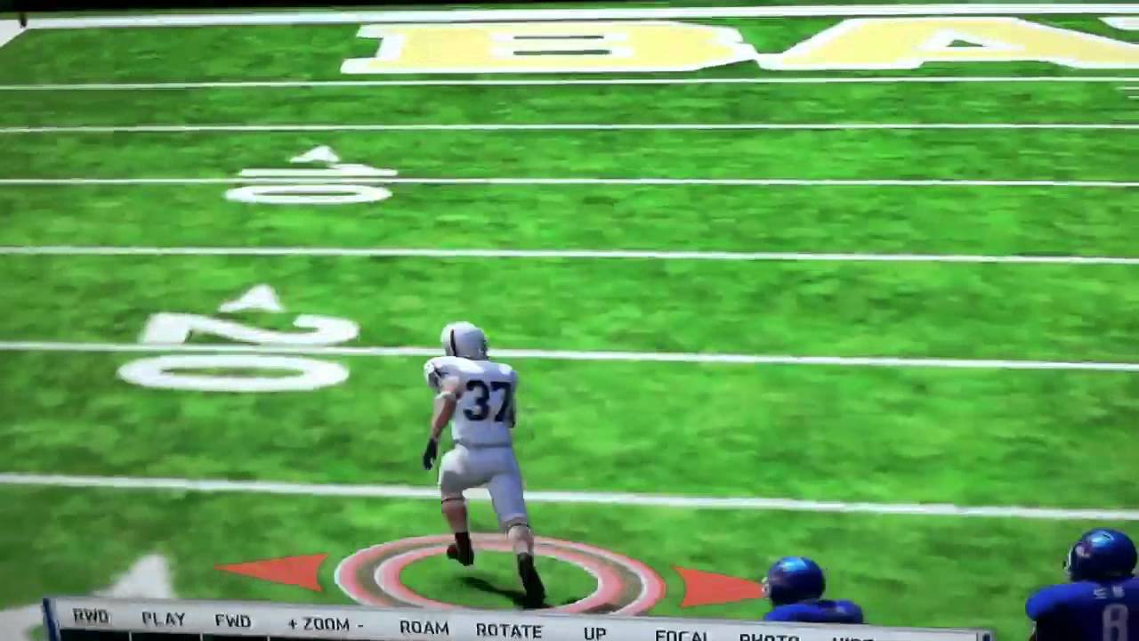 NCAA Football 12- Friend blows 70 yard run - YouTube