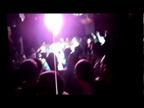 THE PARTY SCENE IN MIAMI