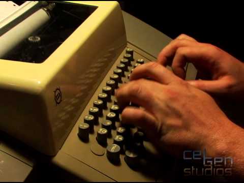 Typing on a Model 33 Teletype Machine - YouTube