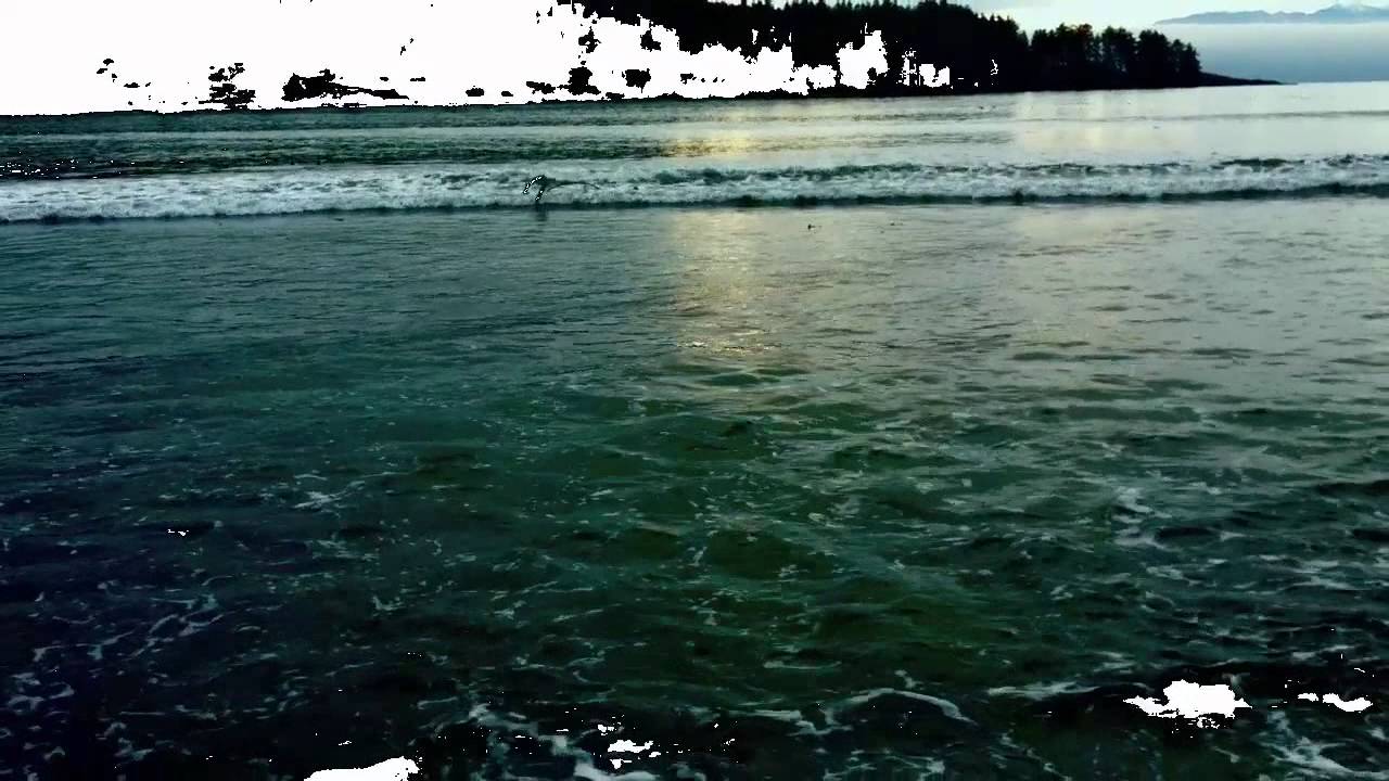 Whiffen Spit, Sooke BC waves - YouTube