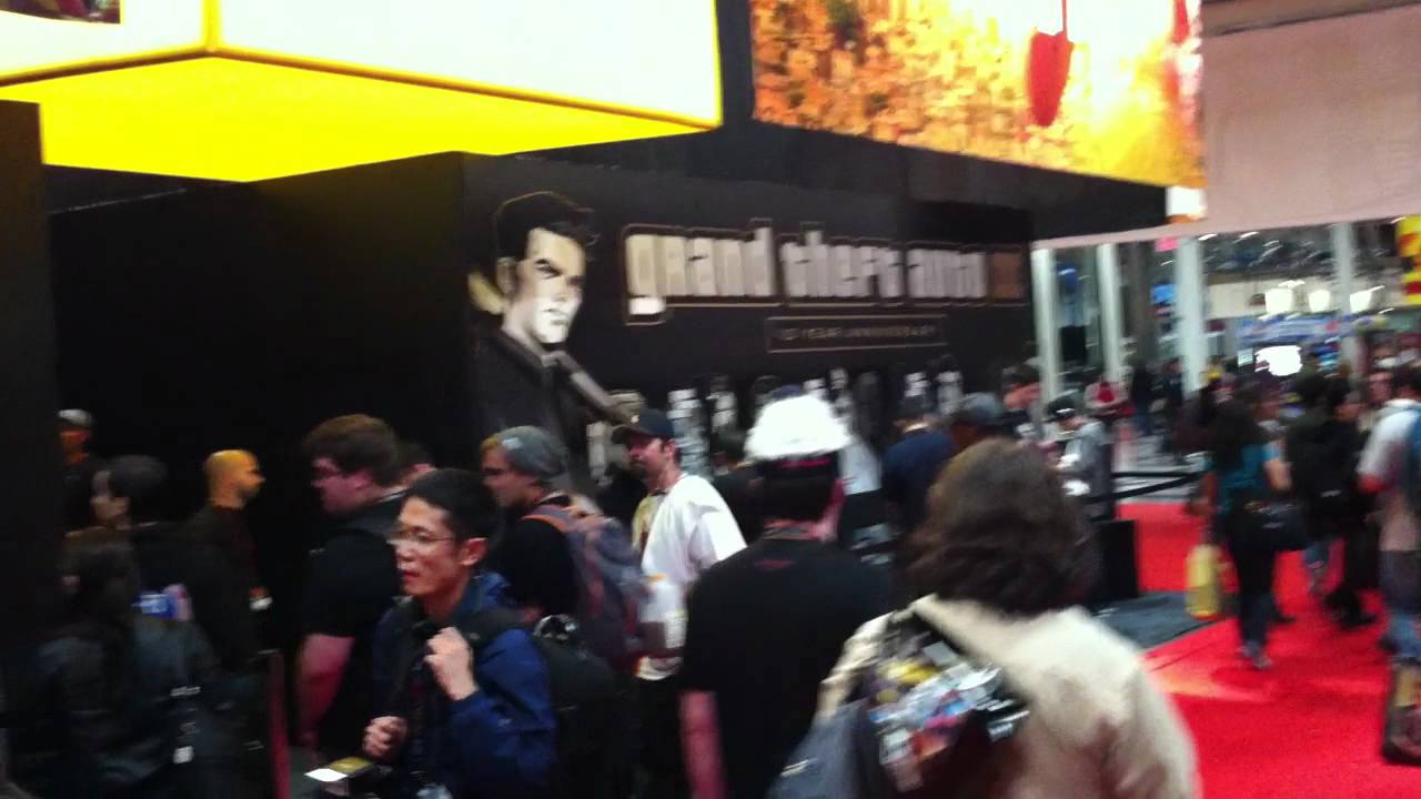 Rockstar's Booth at the Con.MOV - YouTube