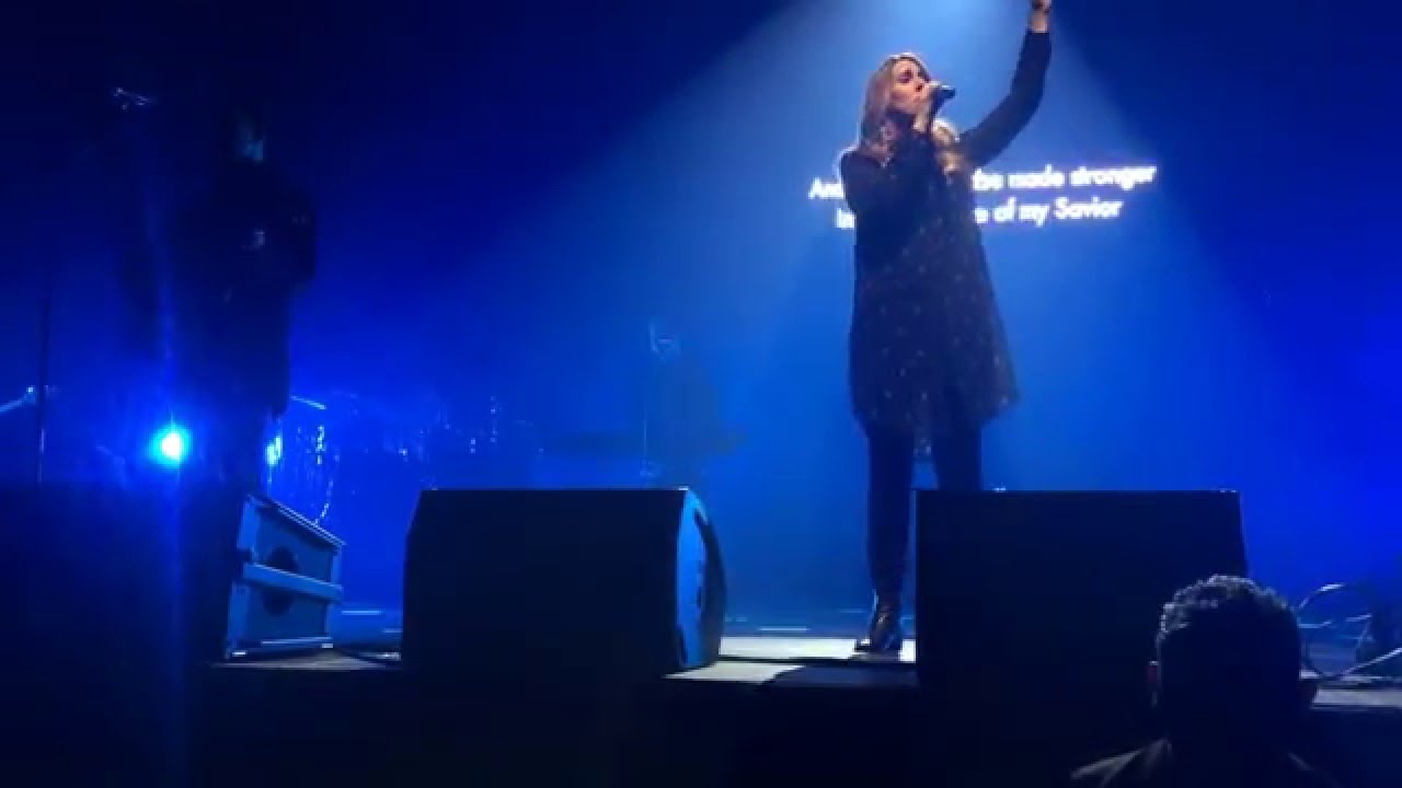 Oceans (Tarryn Stokes) - Hillsong Worship Stuttgart 2016 - YouTube
