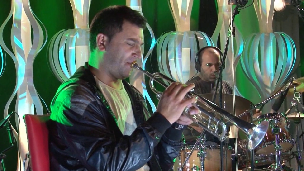 Tabaré Cardozo - Autores En Vivo - YouTube