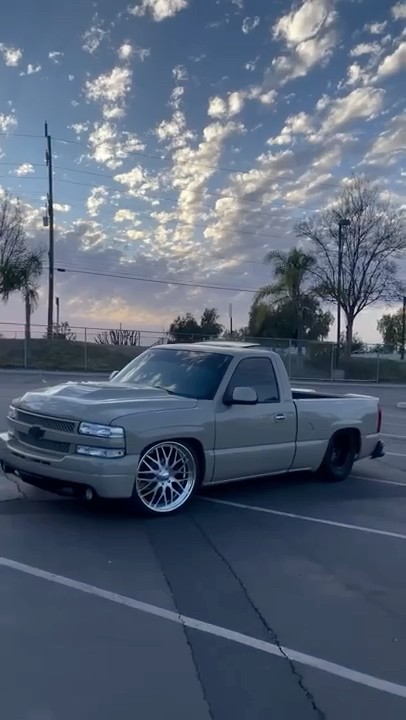 Dropped Silverado Bubble Eye With 24s intros #droppedtrucks #intros # ...