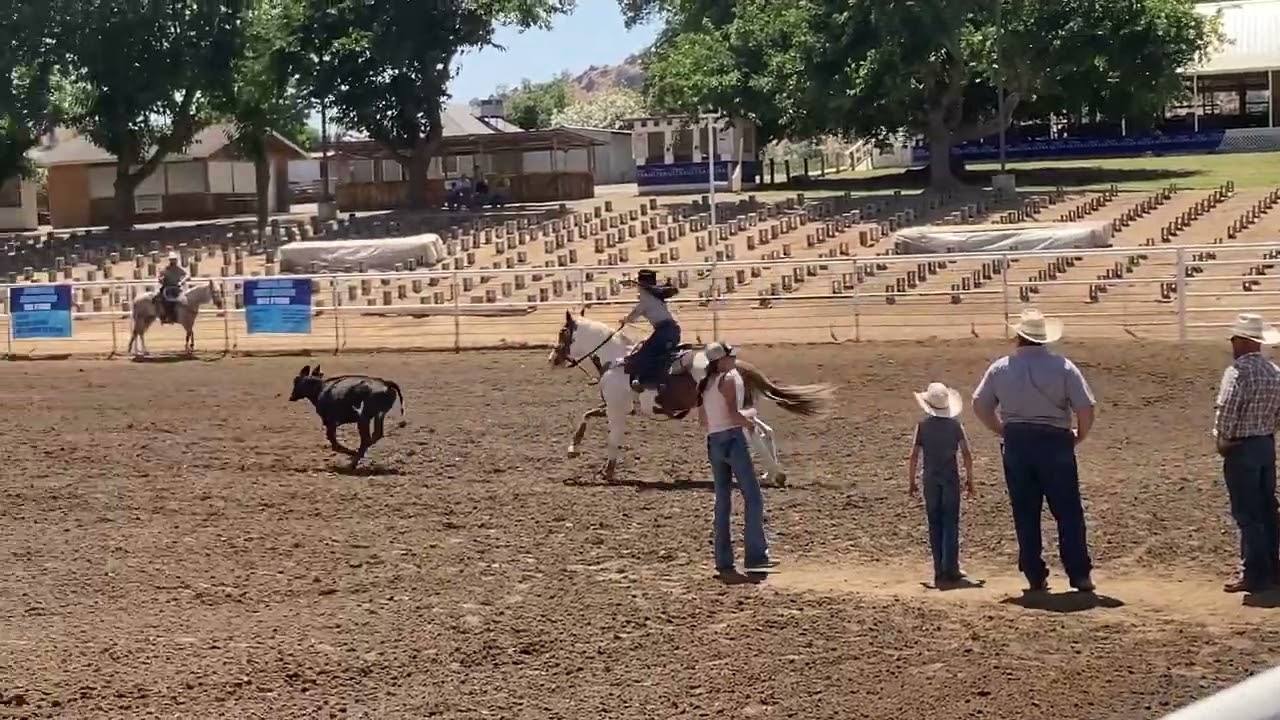 CJCA May rodeo Alyssa breakaway roping - YouTube
