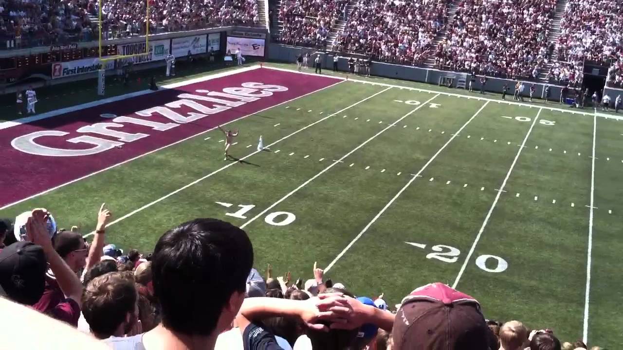 shameless streaker at Montana Griz vs. Cal Poly - YouTube