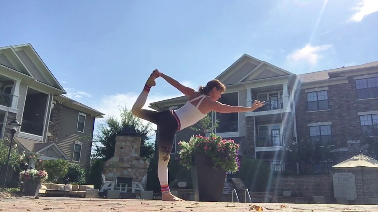 Yogalates by Tania, A combination of Yoga Flow and Pilates - YouTube