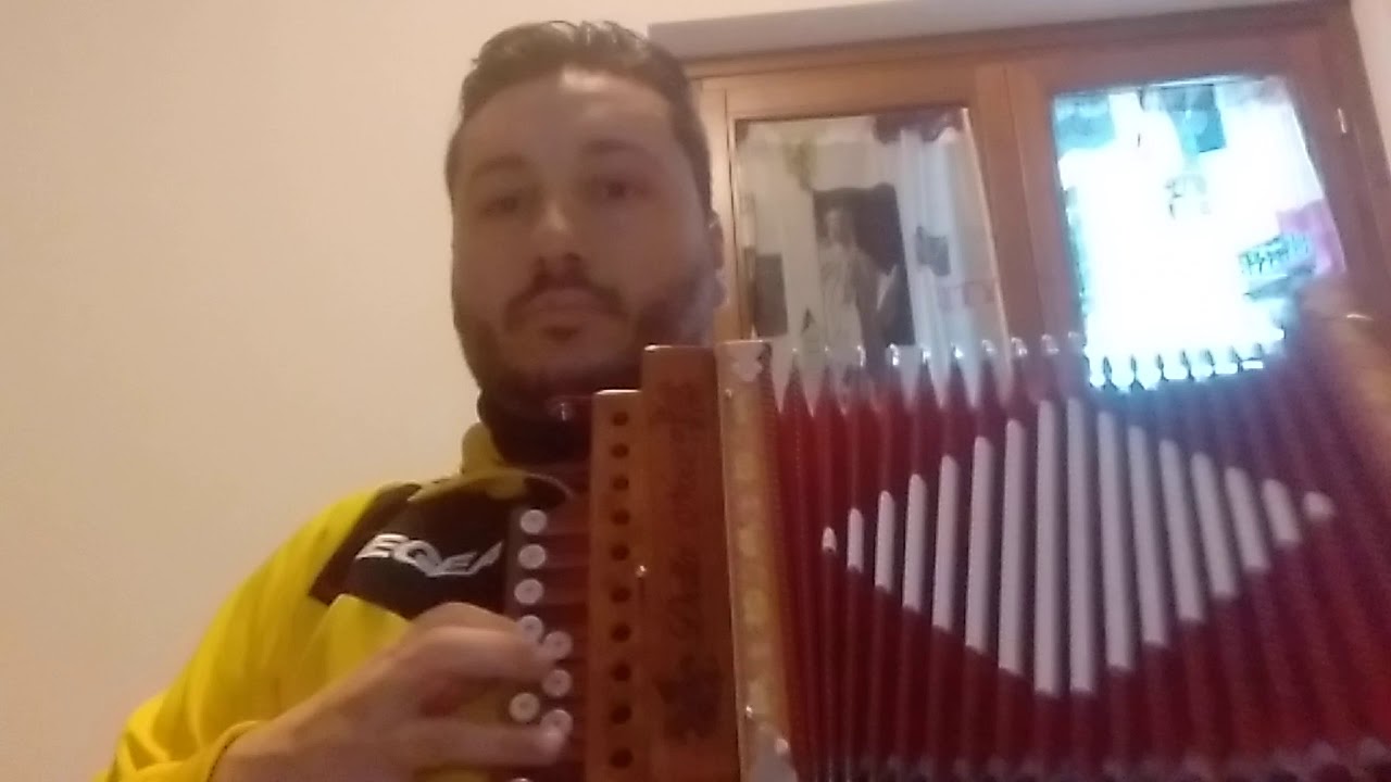 POLKA TORRICELLESE LIVE Organetto Abruzzese , CRISTIAN RUGGIERI - YouTube
