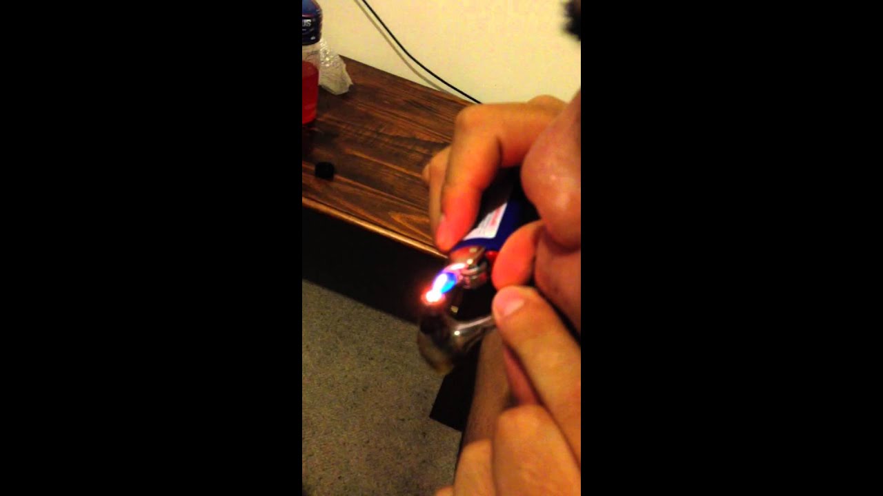 World Smallest Glass Bong YouTube world-smallest-glass-bong-youtube