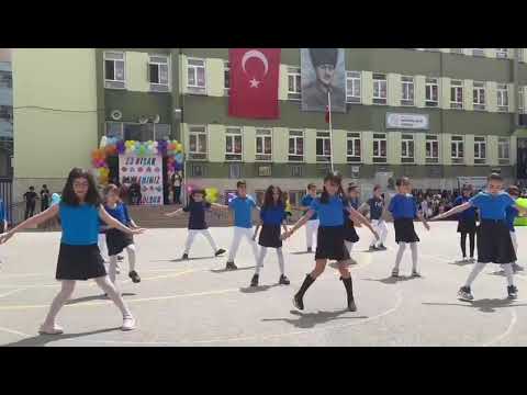 Barış Manço Kara Sevda 23 Nisan gösterisi