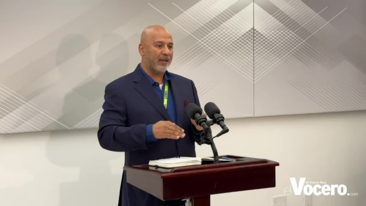 Juan Saca, presidente de LUMA Energy, y Genera PR atienden a la prensa ...