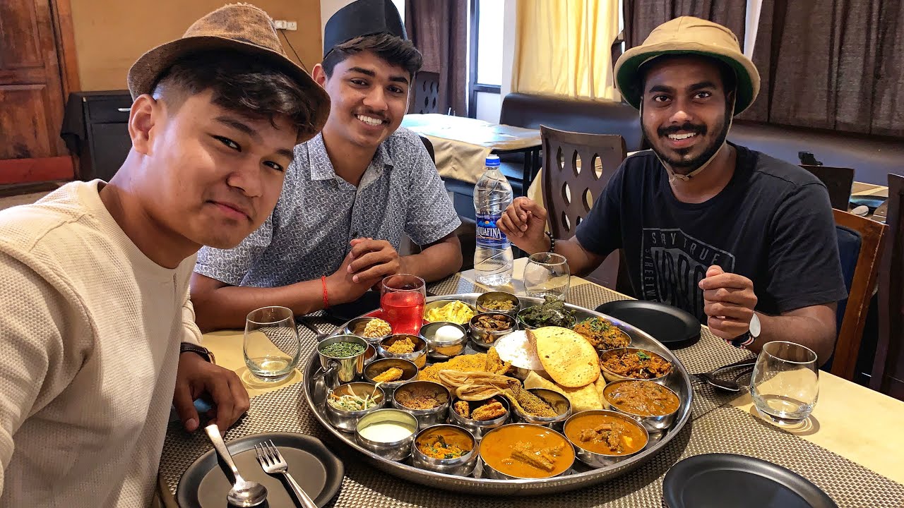 Goa's BIGGEST Thali - BHATKAR THALI in South Goa!!! (Must try Goan Fish ...