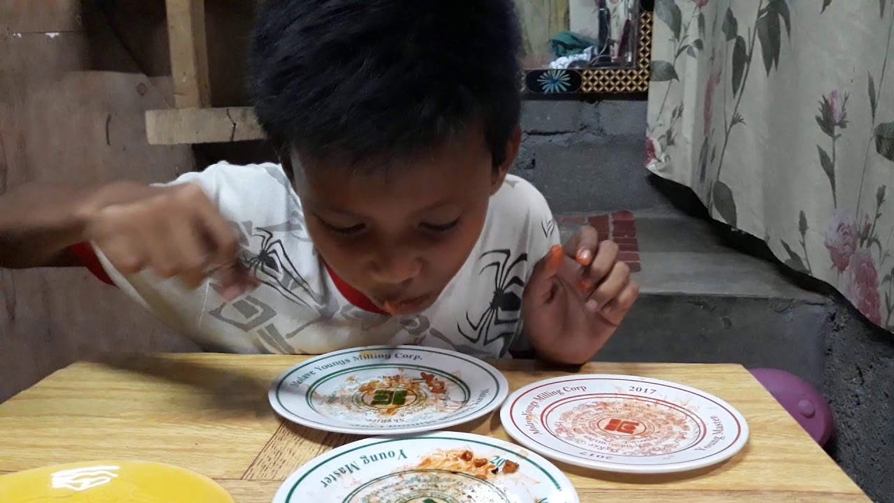 Funny Samyang challenge video. - YouTube