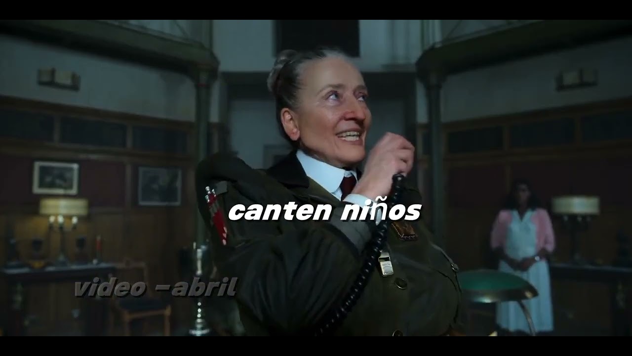 el martillo-Matilda el musical- (subtitulado español) NETFLIX - YouTube