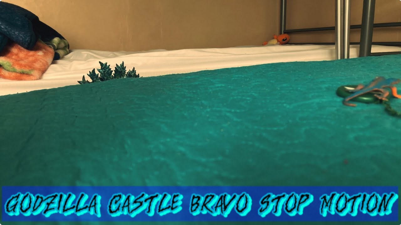 Godzilla Castle bravo Stop Motion - YouTube