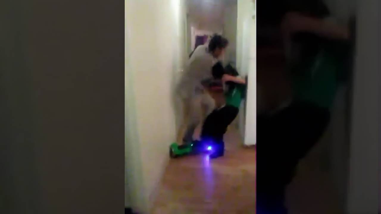 Dances on a hoverboard's(22) - YouTube