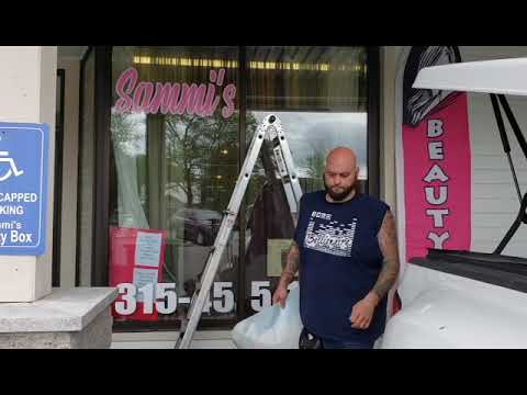 Sammi's Beauty Box gets new Vinyl lettering - YouTube