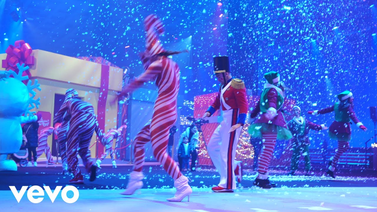 A Christmas Magic - Sweet House (Visual) - YouTube