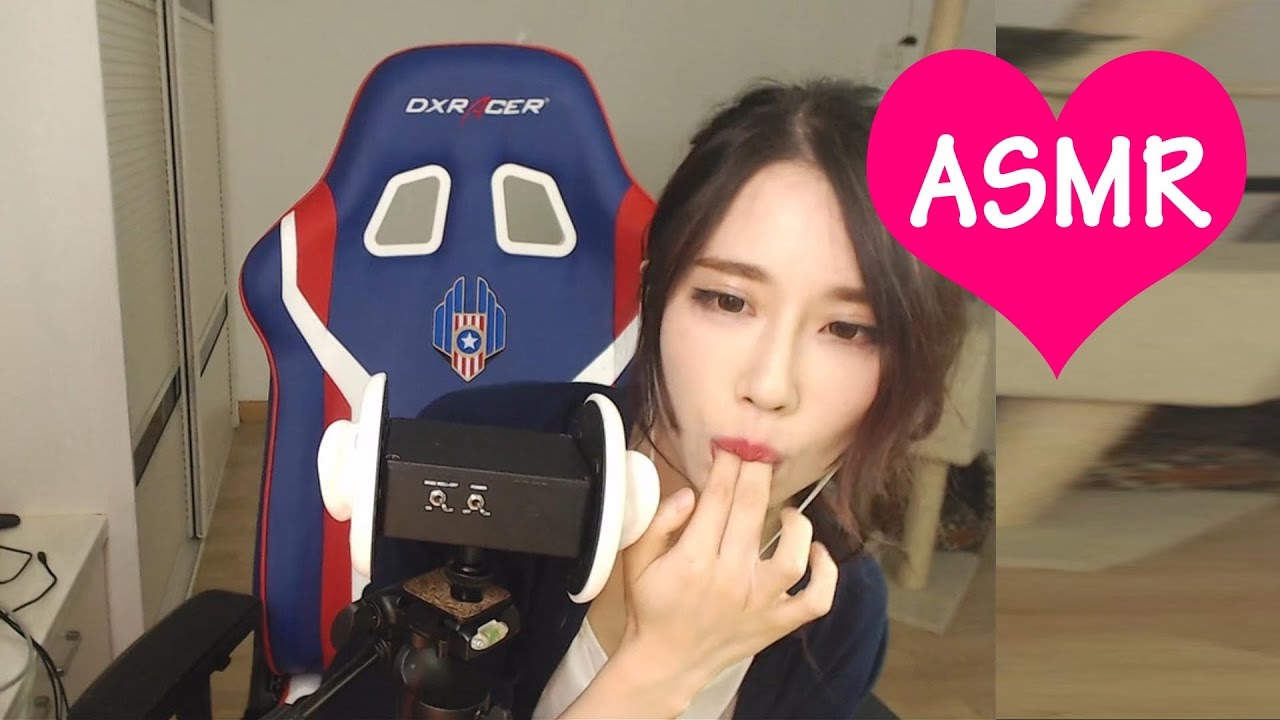 Chinese ASMR 】 Ear massage with candle light - YouTube