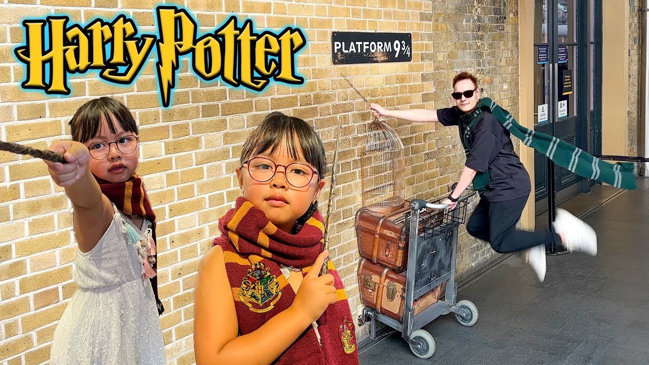 HARRY POTTER SHOP AT PLATFORM 9 3 4 🇬🇧 KING'S CROSS STATION, LONDON 🪄 ...