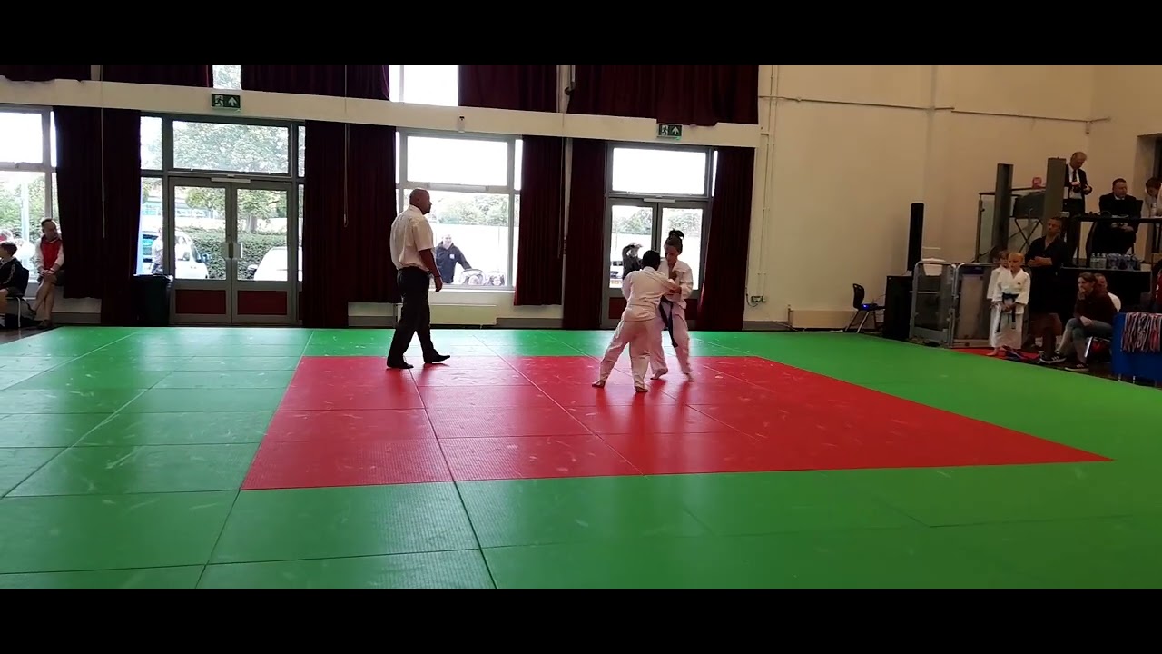 Yusuf Judo Nottingham 1st Match U8 & 8-14 mini mon championship - YouTube