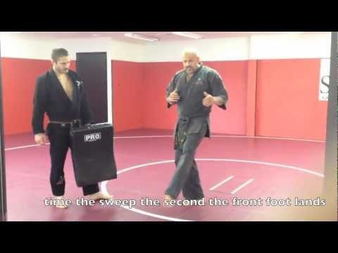 Technique of Week: Inside Leg Sweep - YouTube