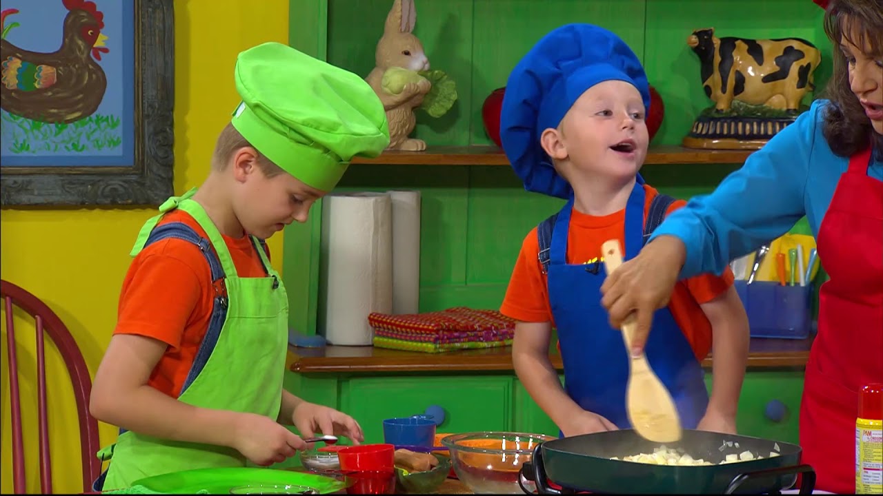 #58 - “Hungry Man Hash” - Tiny Tot Kitchen - YouTube