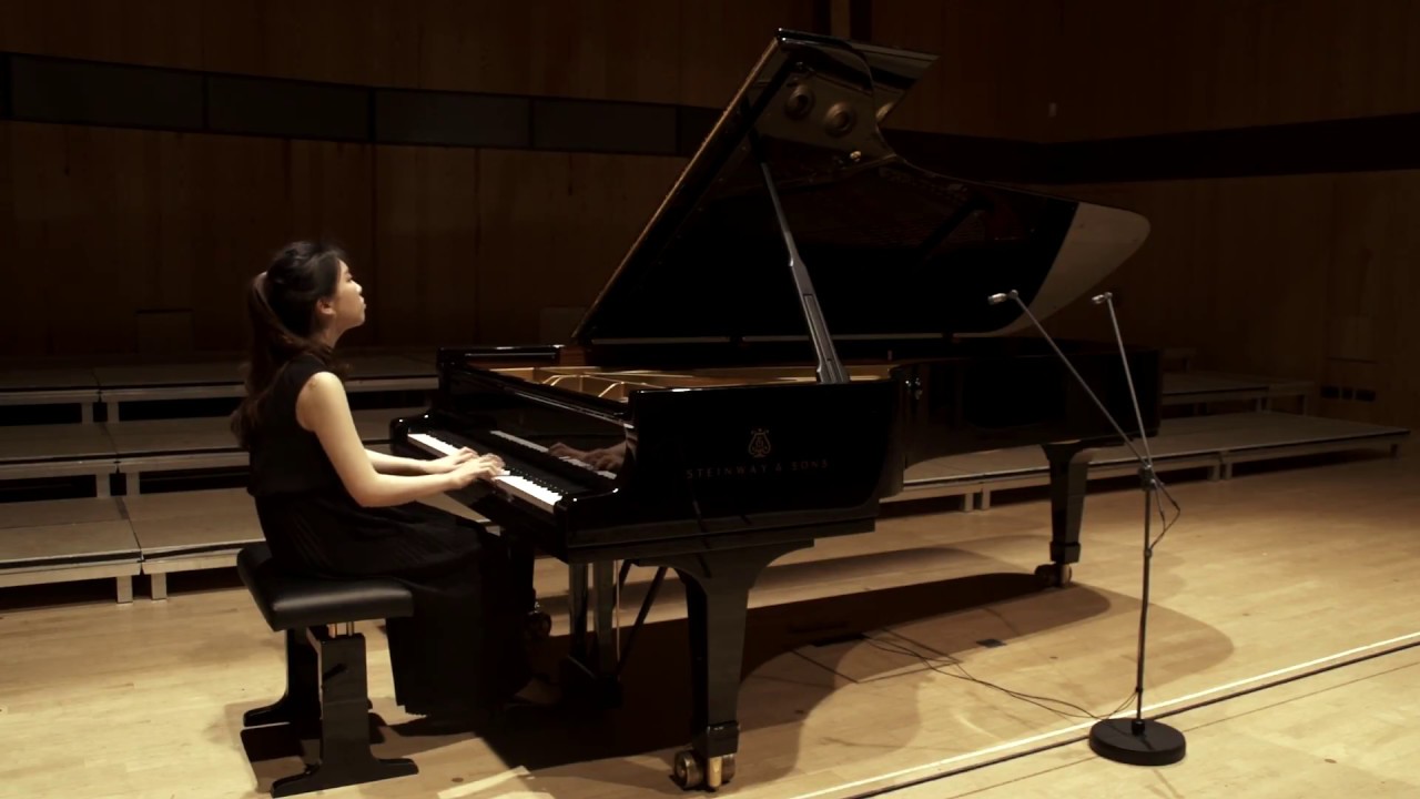 Lucia Mihyun Ahn 안미현 - YouTube
