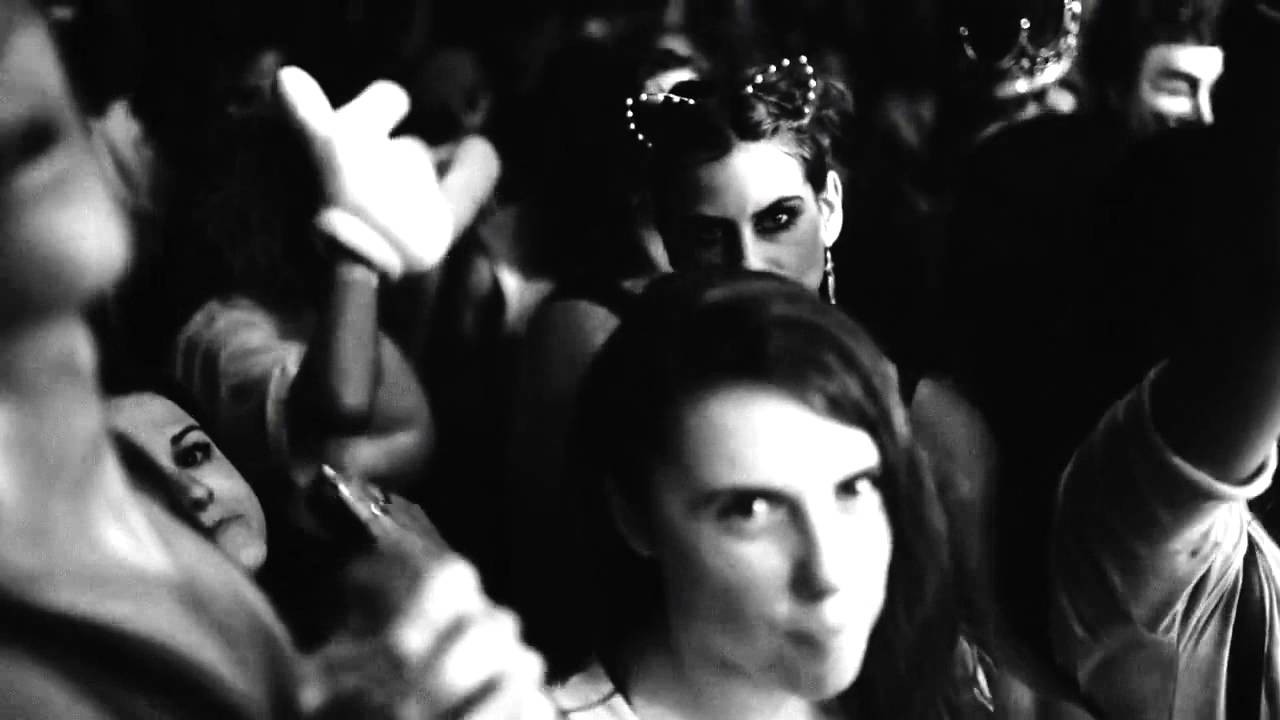 SKINS PARTY 9 | MONTREAL RAVE - YouTube