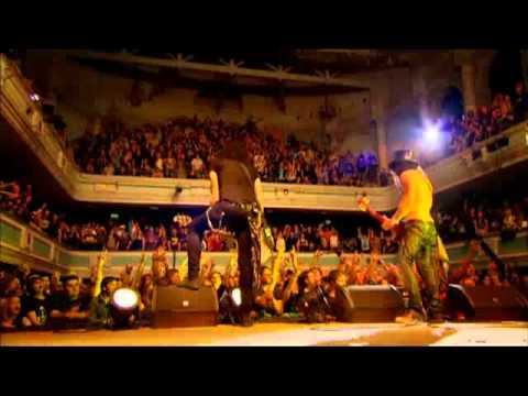 Slash & Myles Kennedy - Paradise City [Made in Stoke]