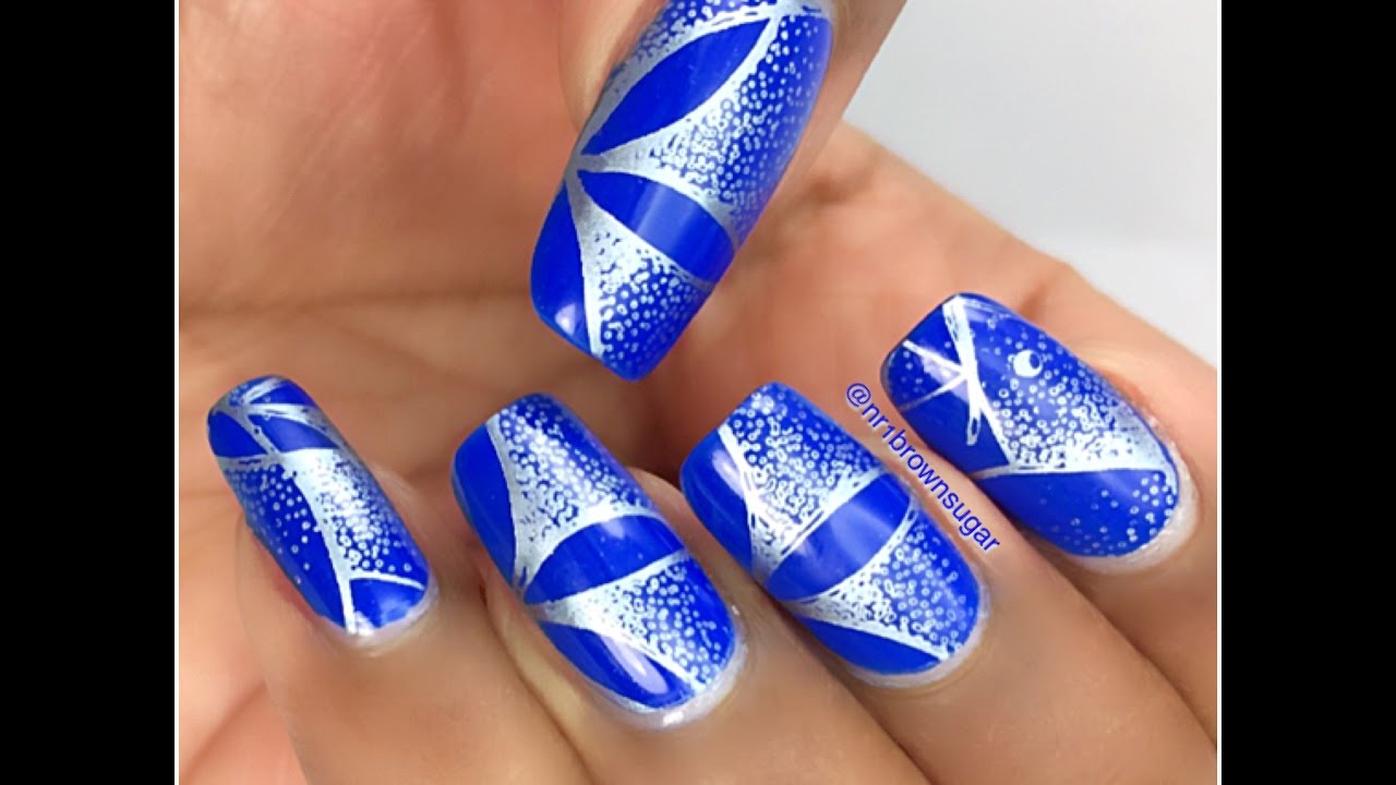 Blue stippling using Yours cosmetics stamping plate - YouTube