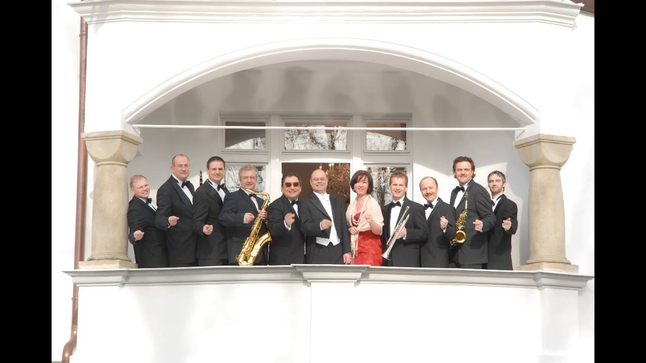 Medley Peter Wittmann und das Ballhausorchester - YouTube