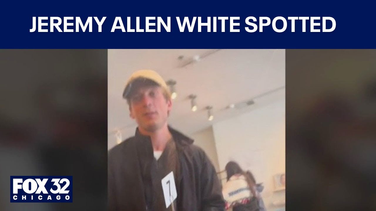Jeremy Allen White spotted in Chicago, TikTok goes viral of him ...