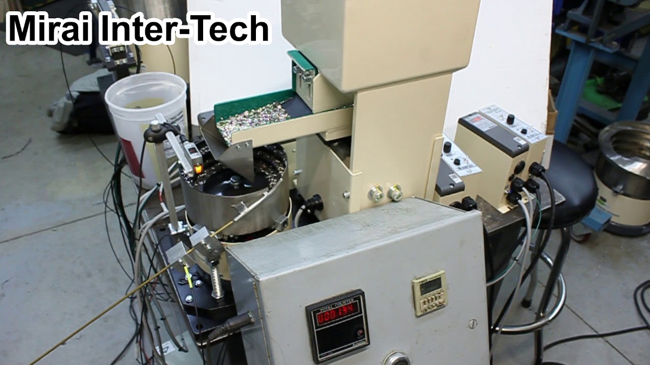 Piezo vibratory feeder with gravity track, and hopper, 300ppm rate ...