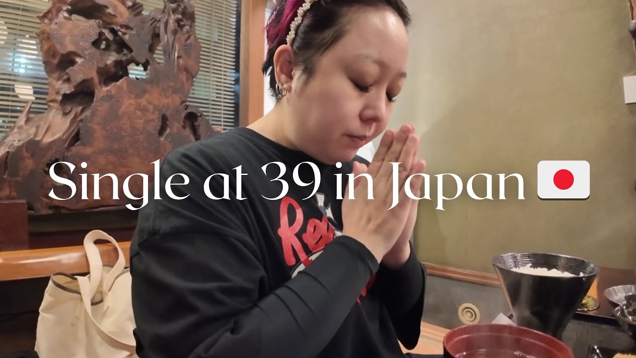 Life in Japan 🇯🇵 Konbini & DAISO shopping 🛍️ Tempura dinner 🍤 - YouTube