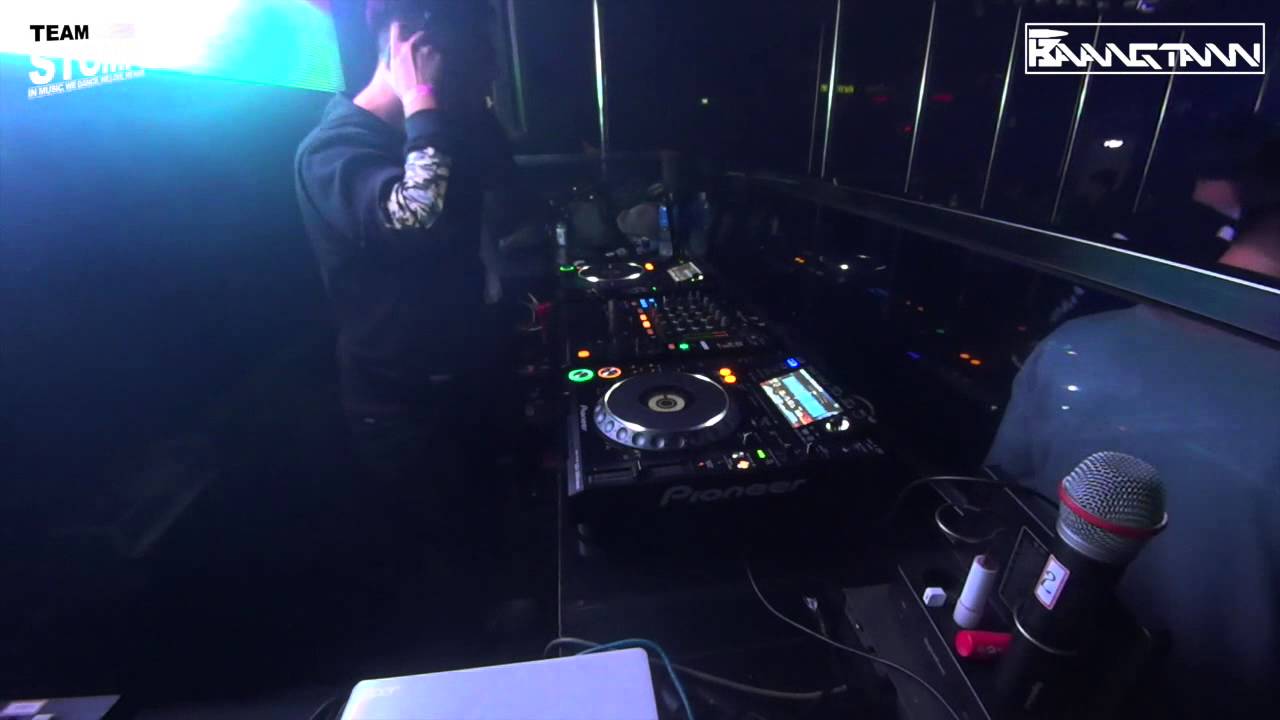 [Stomp! DJs] Baangtann DJ Set @Club Hunters, '수터스 Vol.01' - YouTube