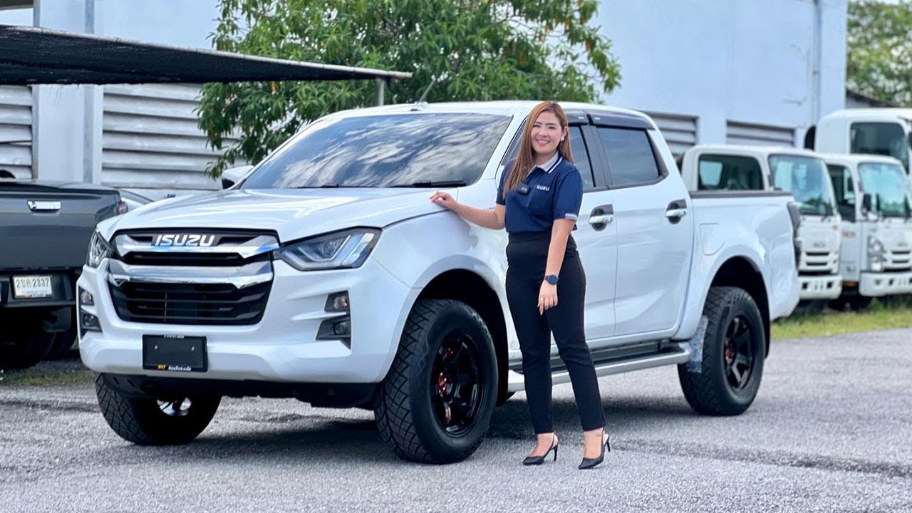รีวิว Isuzu D'Max 4 ประตู Hi - Lander เกรด Z ราคา 902,000 - YouTube