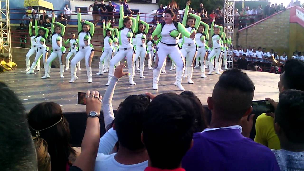 Factory doll's style - full dance (preliminar) - YouTube