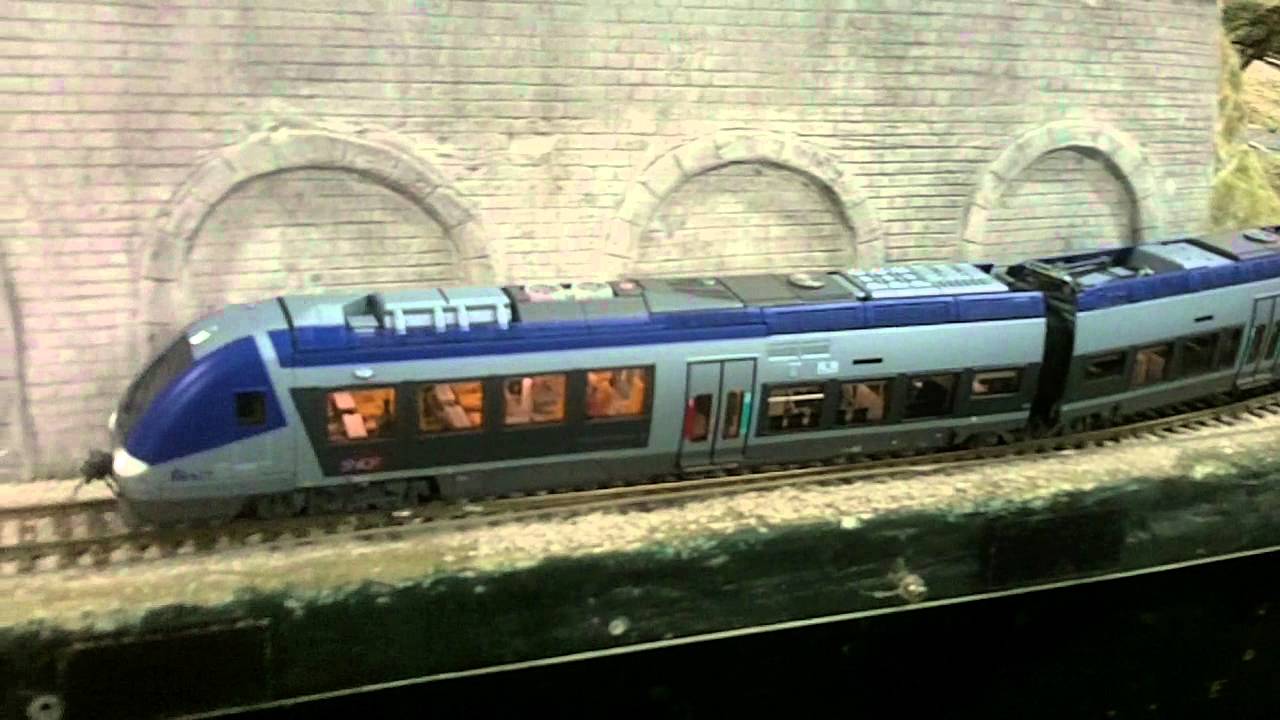 AGC LS Models HO 01 - YouTube