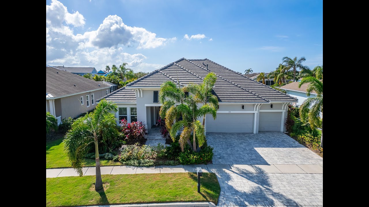 Custom Waterfront Pool Home In Mirabay, Apollo Beach: Luxury Living ...