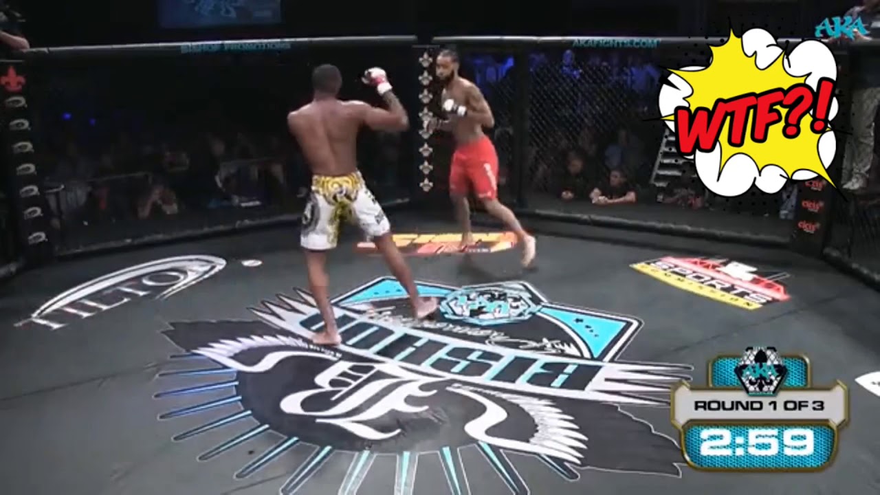 MMA FIGHTER SNAP LEG IN A MATCH - YouTube