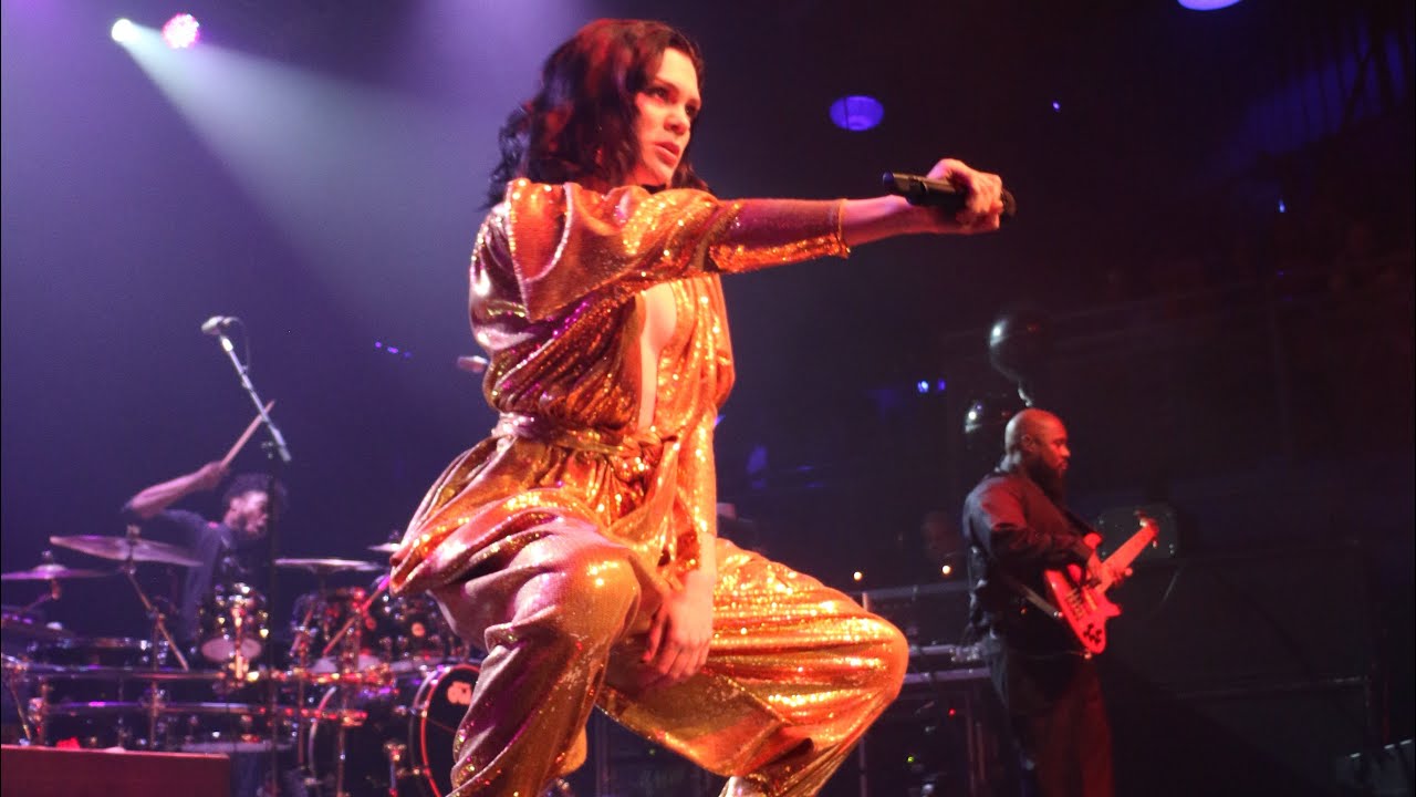 Jessie J Live! Concert in Philadelphia 2018 Rose Tour - YouTube